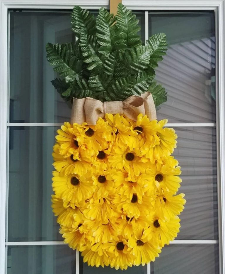 15 DIY Pineapple Crafts For Special Occasions - DIY Crafts