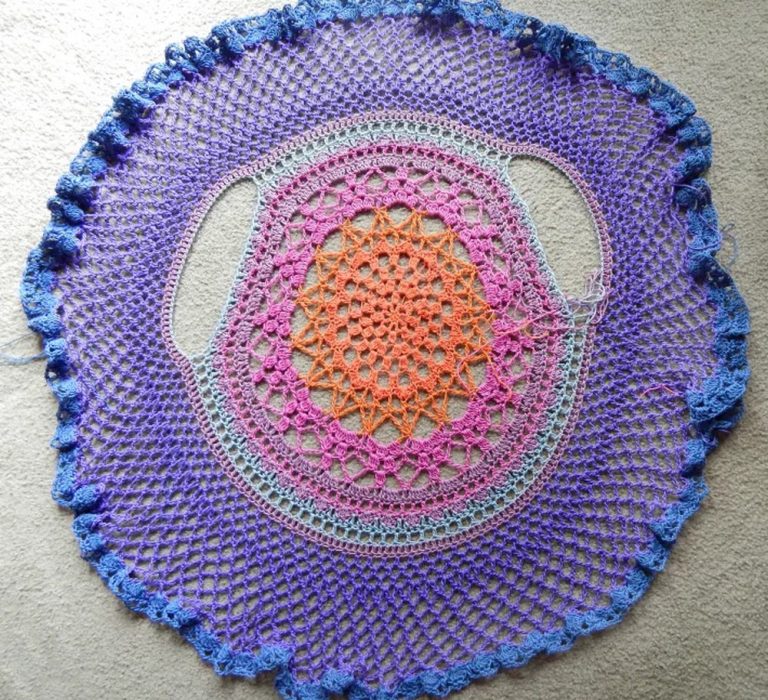 10 Free Crochet Circle Vest Patterns - DIY Crafts