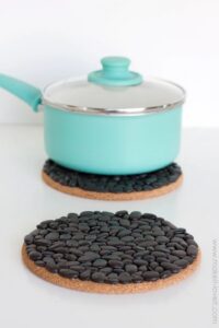 18 Easy DIY Trivet Ideas For Instant Pots - DIY Crafts
