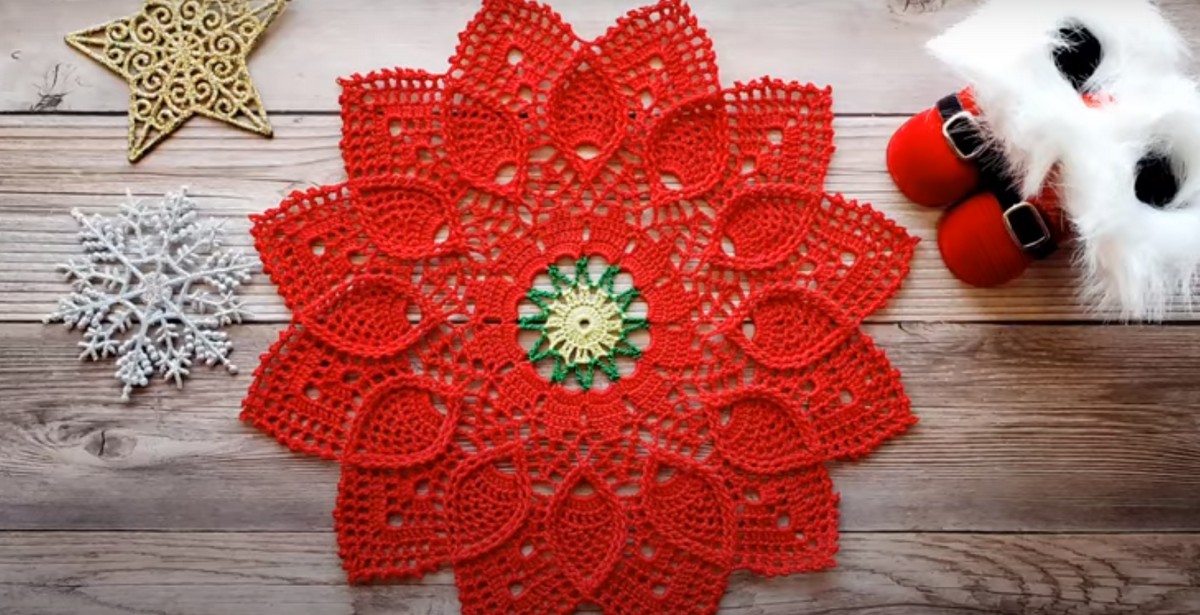 Crochet Christmas Doily Patterns For Holiday Decor - DIY Crafts