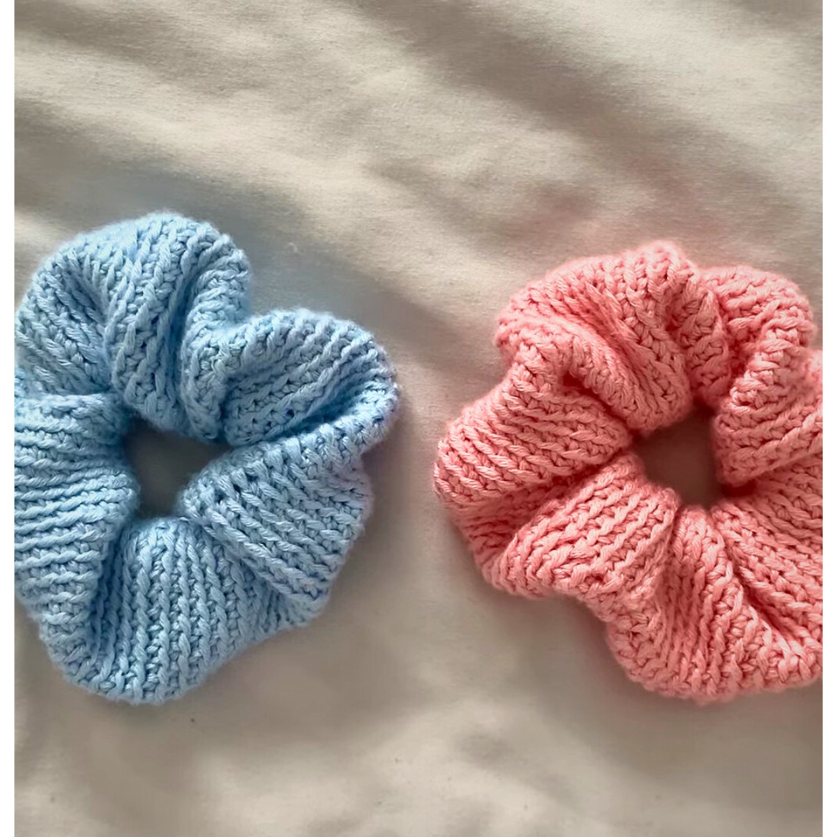 29 Free Crochet Scrunchie Patterns For Ladies - DIY Crafts