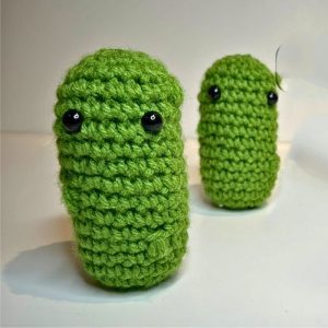 Step-by-Step Crochet Cute Pickle Amigurumi Pattern - DIY Crafts