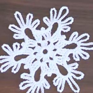 Crochet a Stunning Snowflake Pattern - DIY Crafts