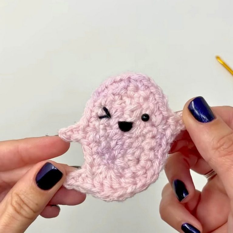 Crochet Pocket Ghost Applique Pattern for All Skill Levels - DIY Crafts