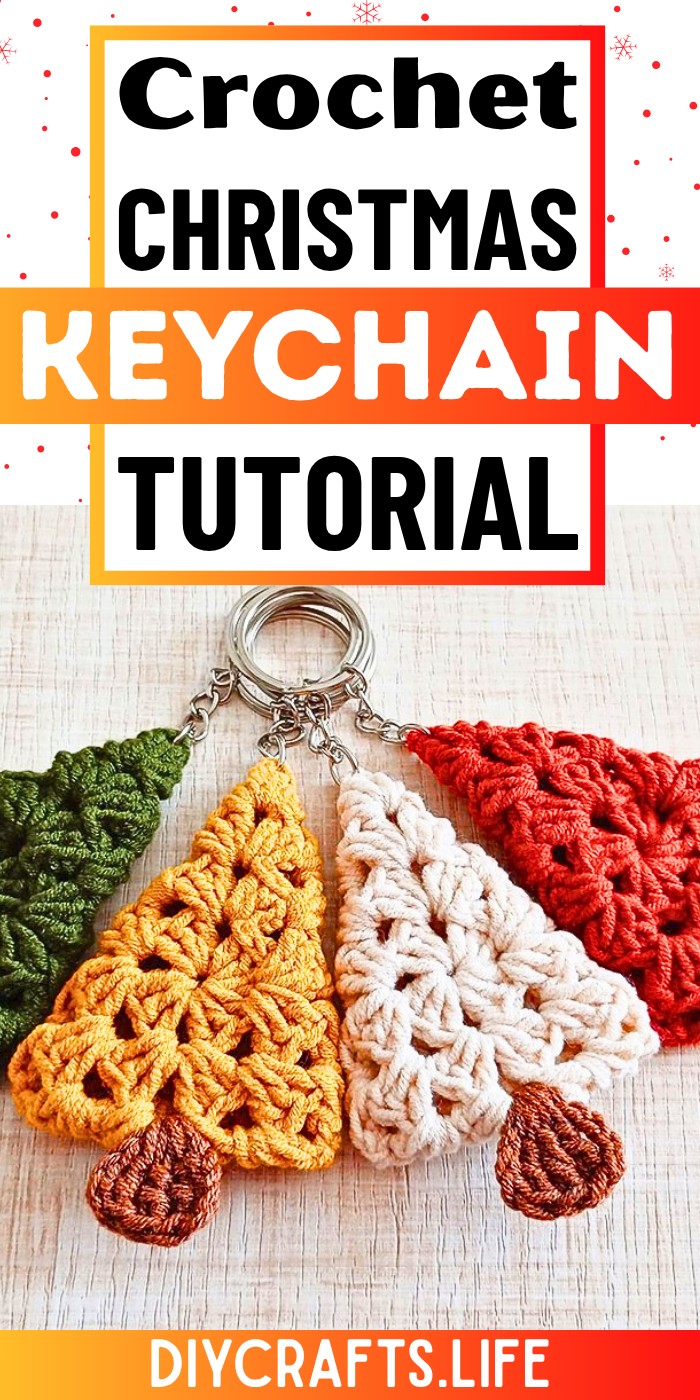 Christmas Crochet Keychain Project for Stylish Gifts - DIY Crafts