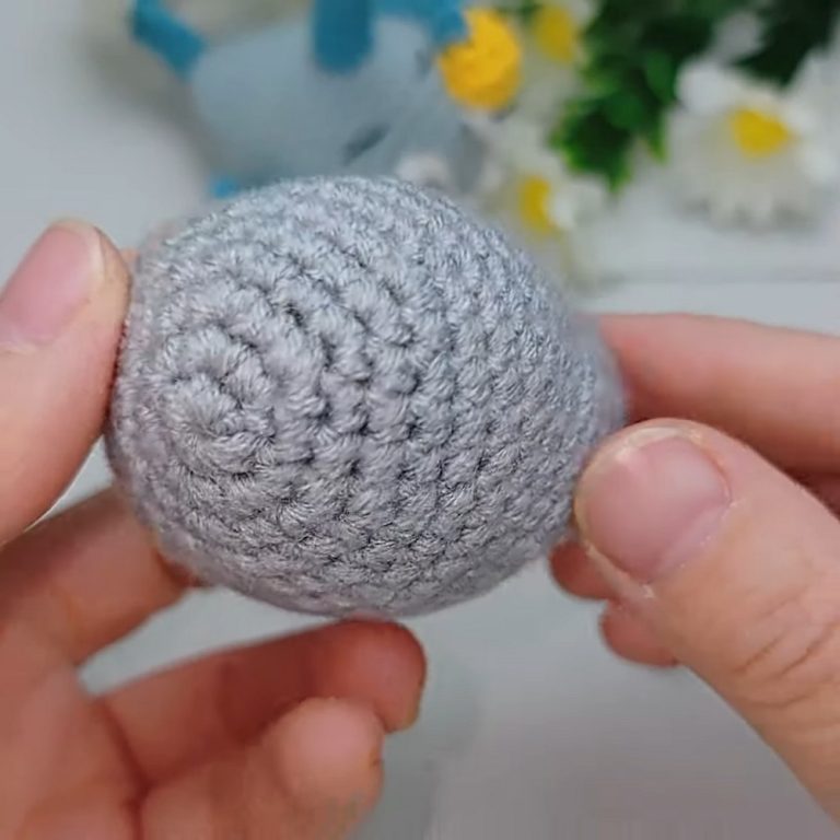 Unique Crochet Deep Sea Lantern Fish Keychain Design - DIY Crafts