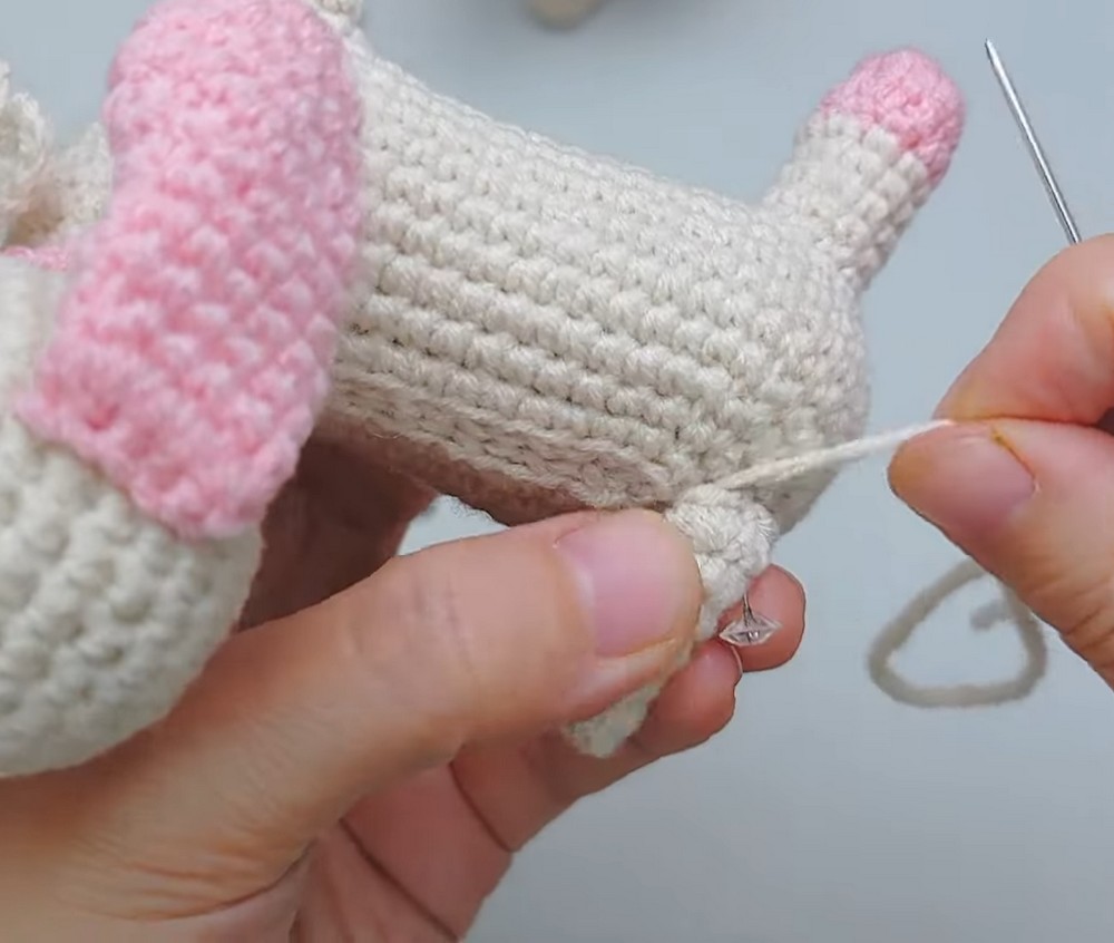 Easy-to-Make Crochet Mini Dachshund Pattern - DIY Crafts